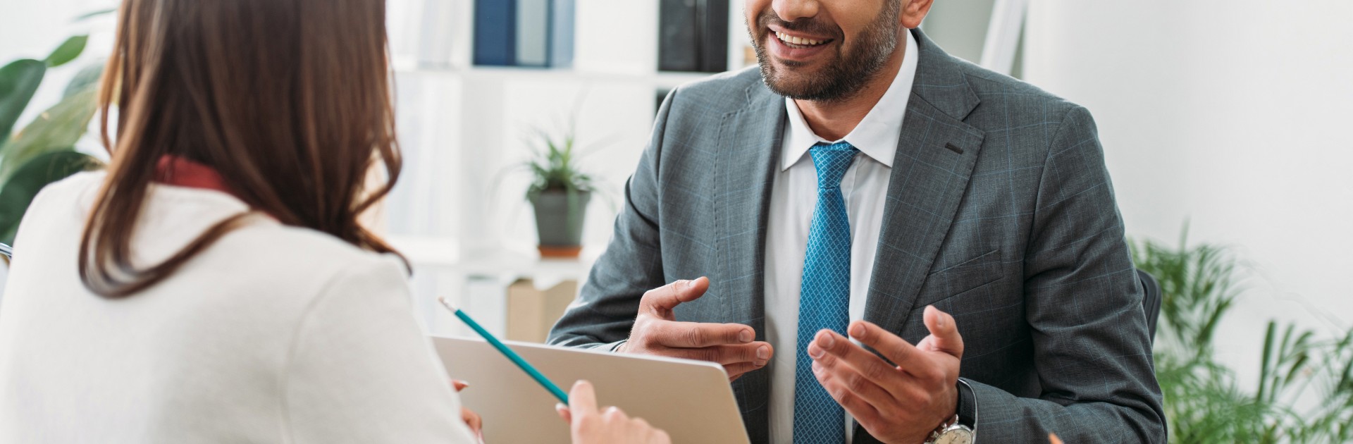 Business Finance Consulting Services | Petrie Raymond